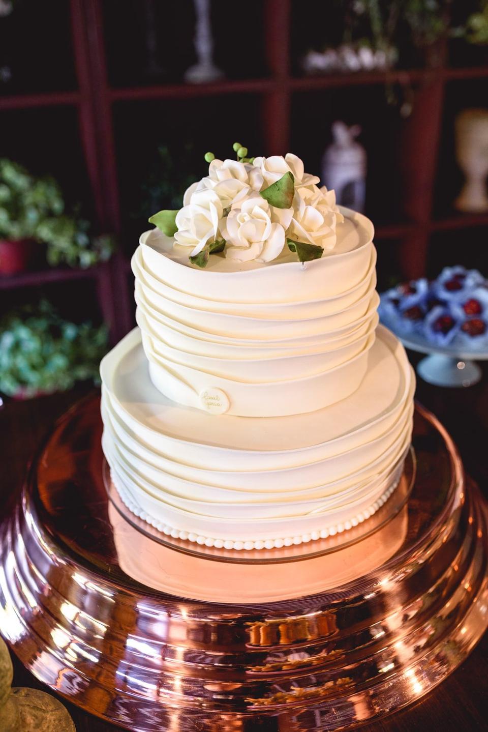 90 bolos minimalistas de casamento: simplicidade deliciosa