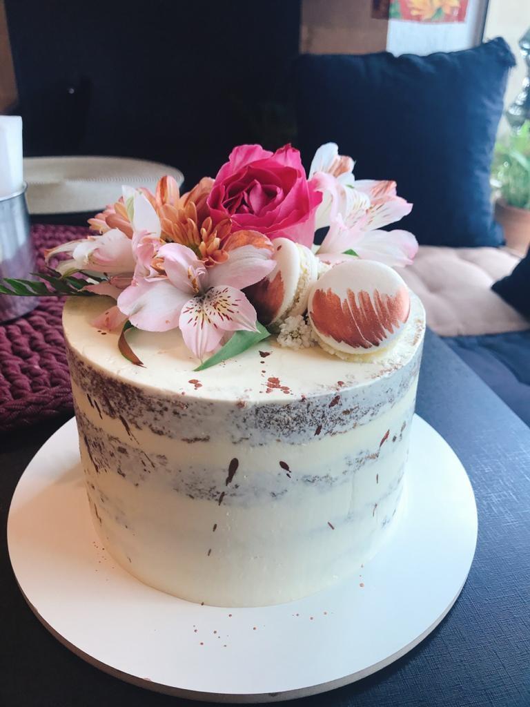 90 bolos minimalistas de casamento: simplicidade deliciosa