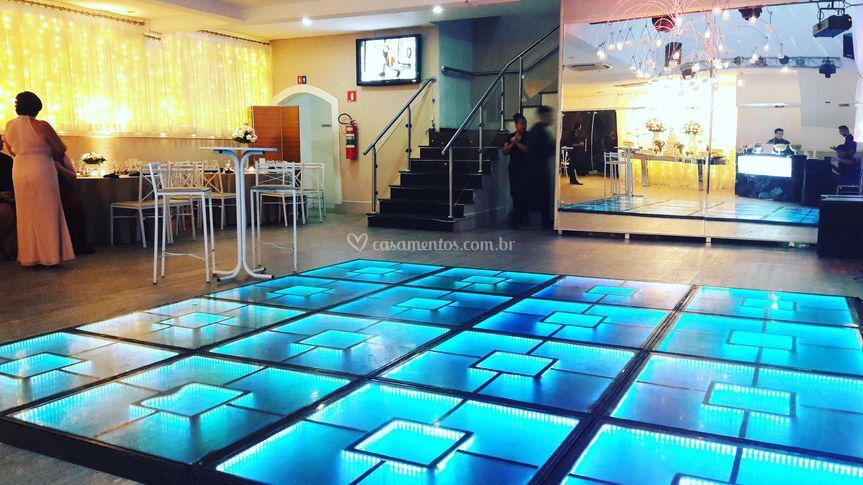 Pista em Led - 6 Opiniões - A partir de R$1.000 - 9 Fotos