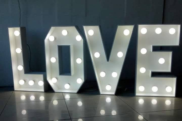Letras Luminosas - Consulte disponibilidade e preços