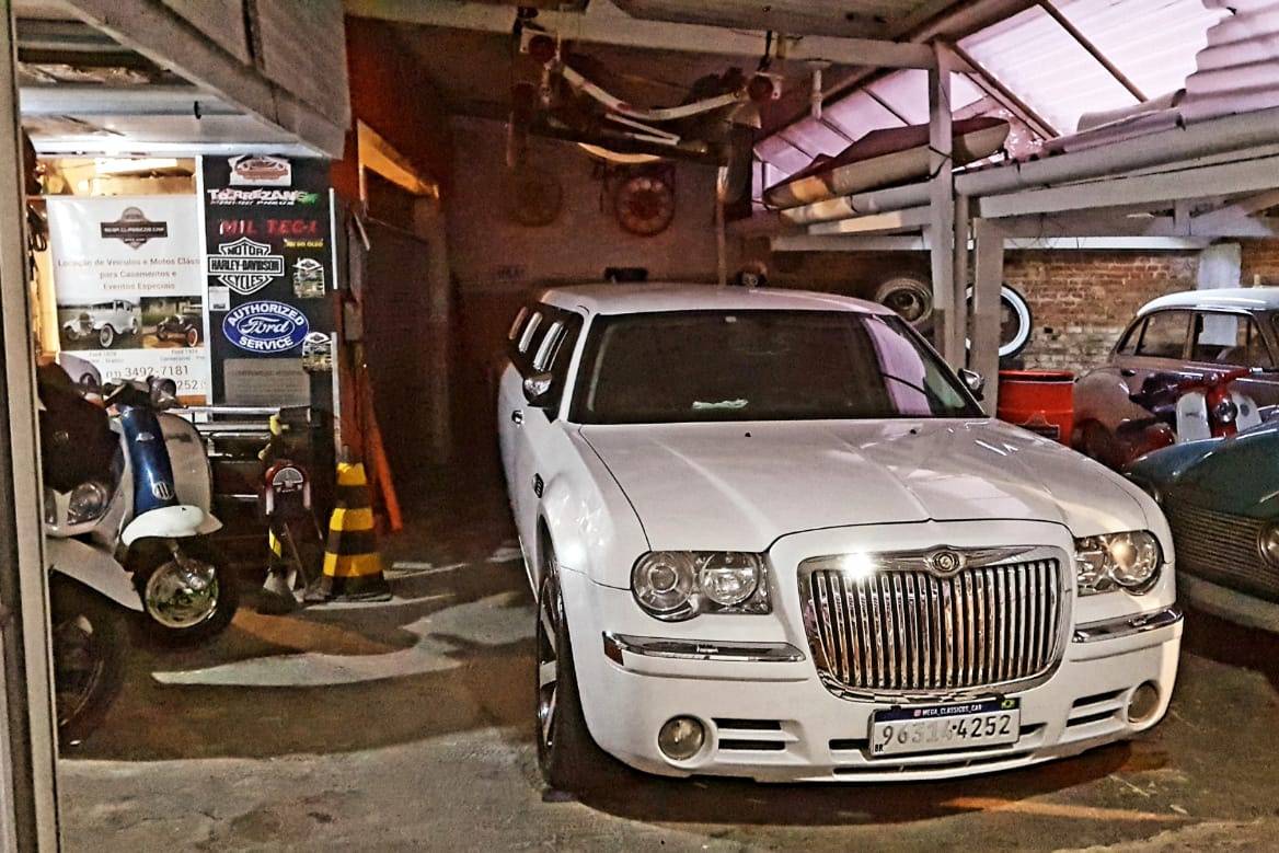 Mega Limousines - Consulte disponibilidade e preços