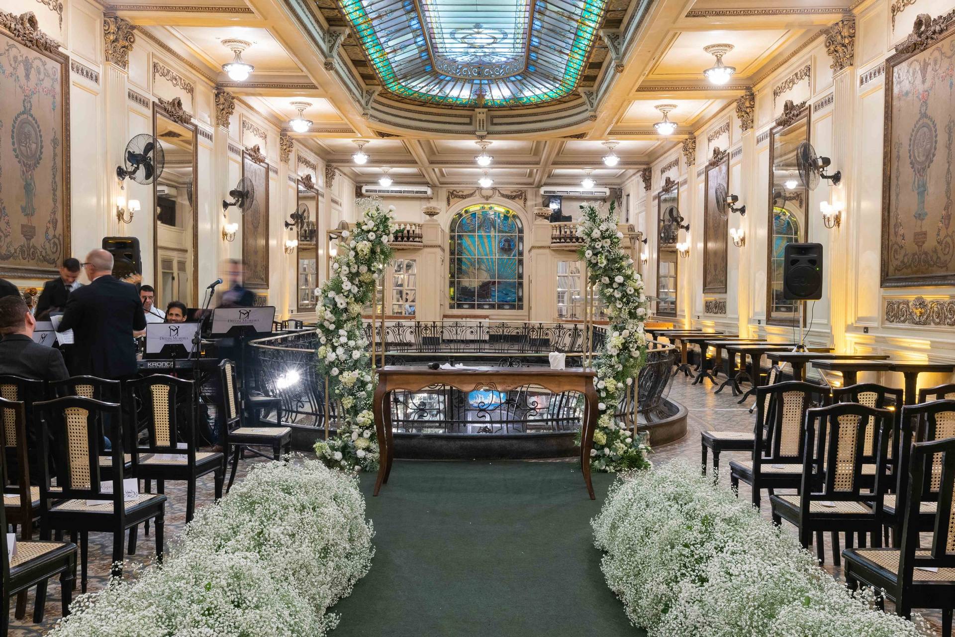 Confeitaria Colombo - Consulte disponibilidade e preços