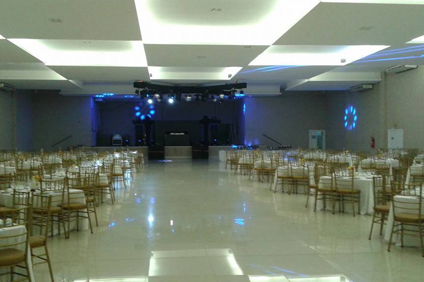 Metropolitan Centro de Eventos - Consulte disponibilidade e preços