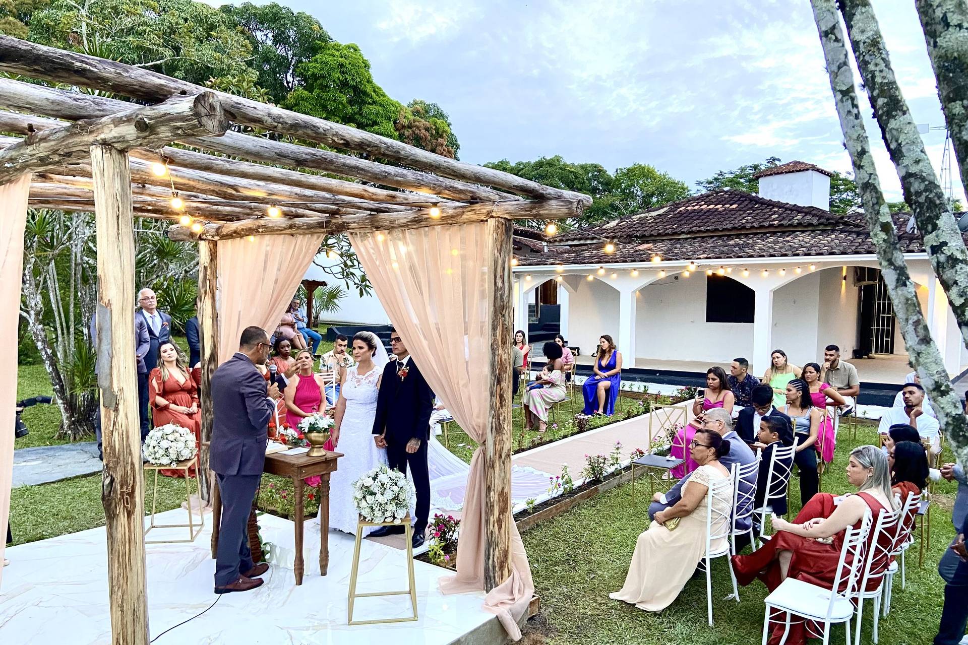 Lux Party - Consulte disponibilidade e preços