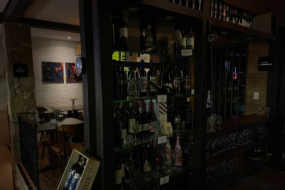Onix Wine Bar - Consulte disponibilidade e preços