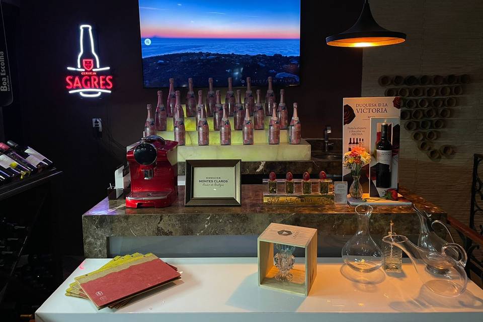 Onix Wine Bar - Consulte disponibilidade e preços