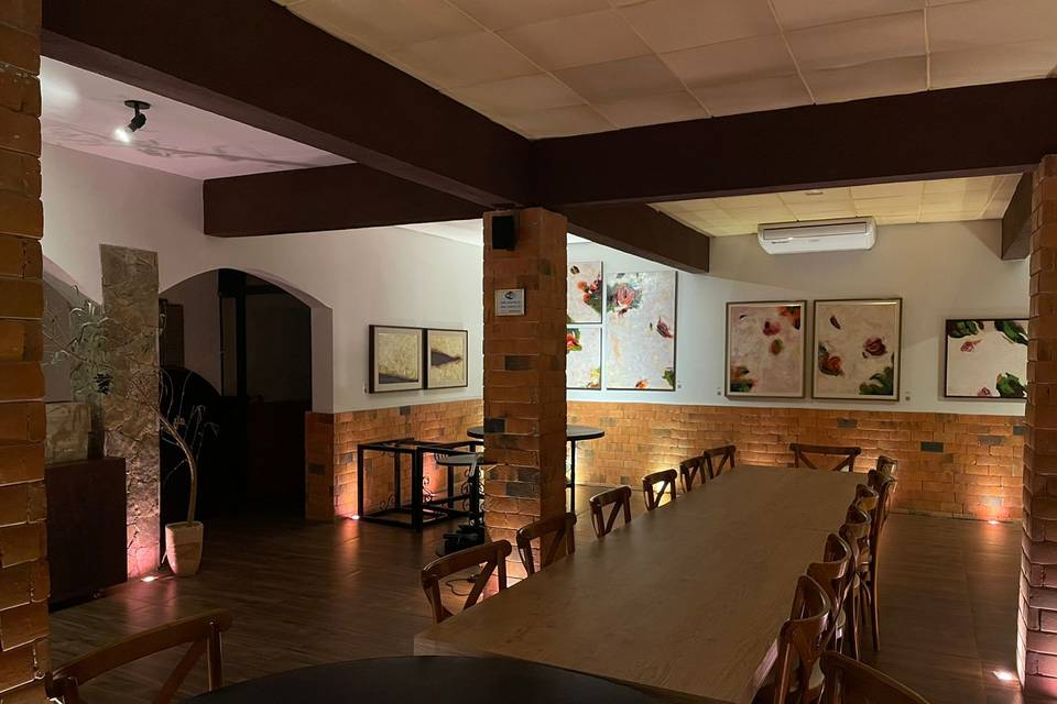 Onix Wine Bar - Consulte disponibilidade e preços