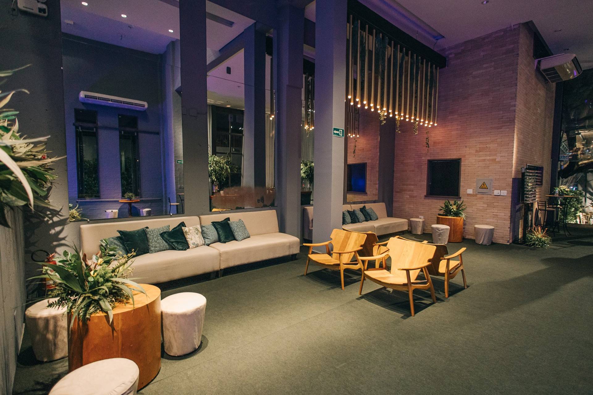 Lounge Eventos - Consulte disponibilidade e preços