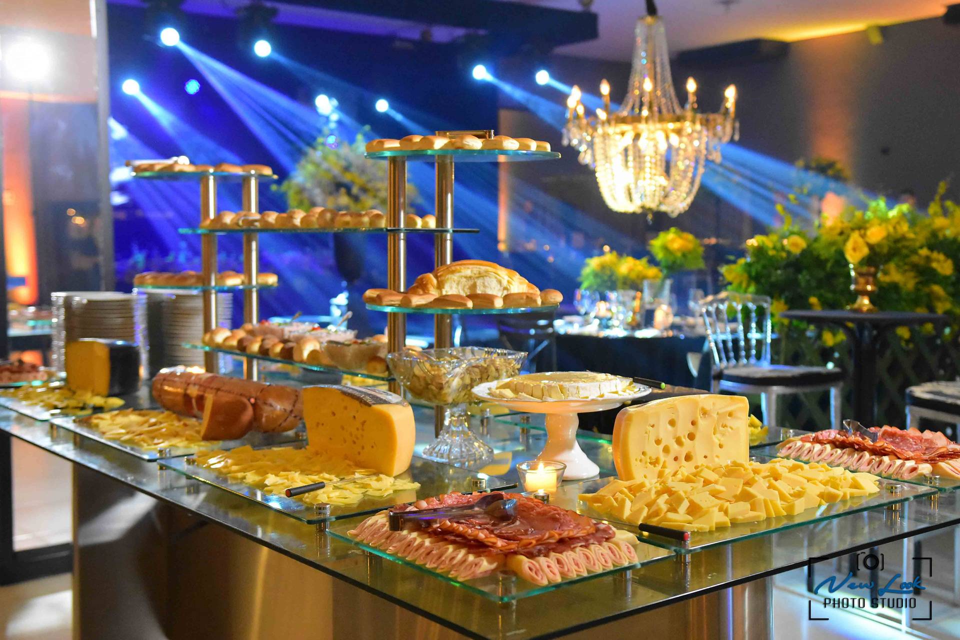 Buffet Ilha D’ Capri - Consulte disponibilidade e preços