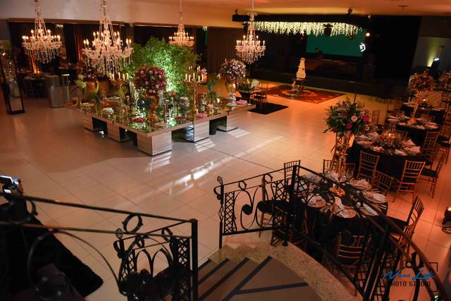 Buffet Ilha D’ Capri - Consulte disponibilidade e preços